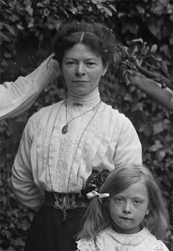 The Webster Family 1912 - FOURTOES